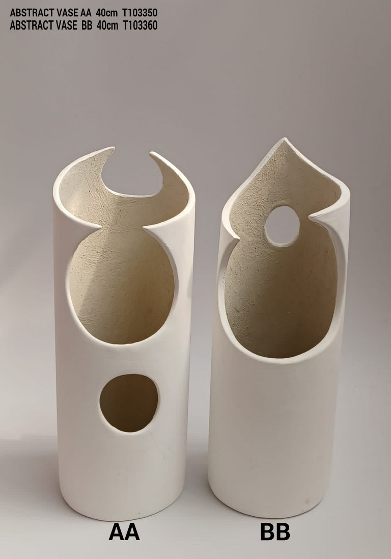 ABSTRACT VASES - Made in Clay